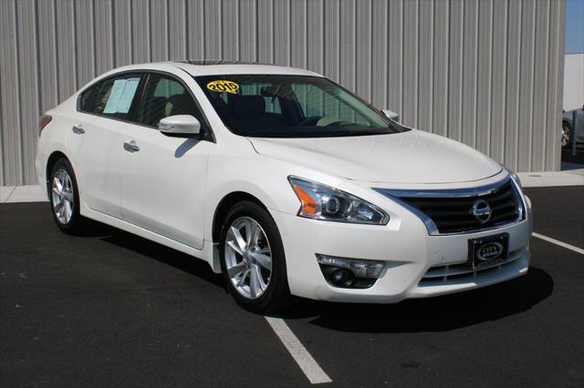 2015 Nissan Altima Ratings, Pricing, Reviews and Awards | J.D. Power