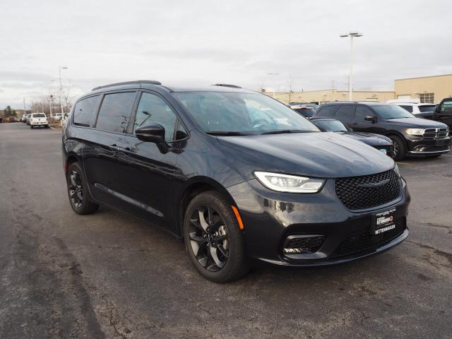 Used 2021 Chrysler Pacifica Wagon 4D Touring Ratings, Values, Reviews ...