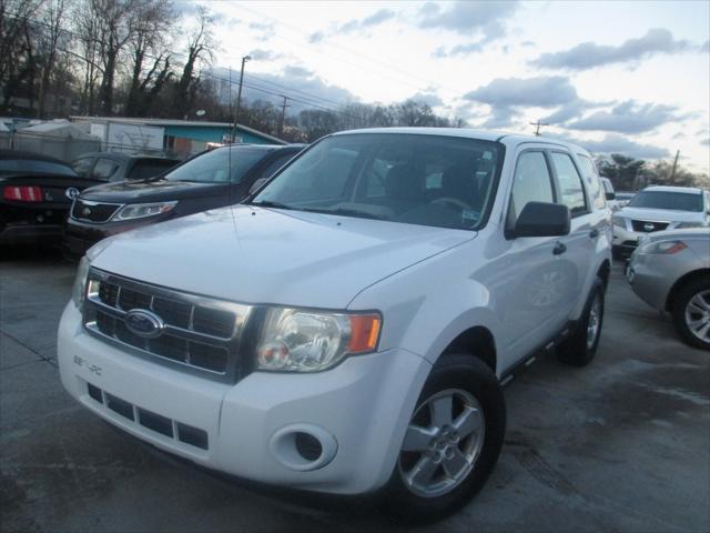 2011 Ford Escape Ratings, Pricing, Reviews and Awards | J.D. Power