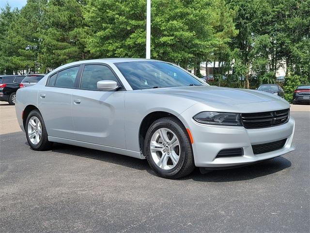 Used 2022 Dodge Charger Sedan 4D SXT AWD V6 Ratings, Values, Reviews ...