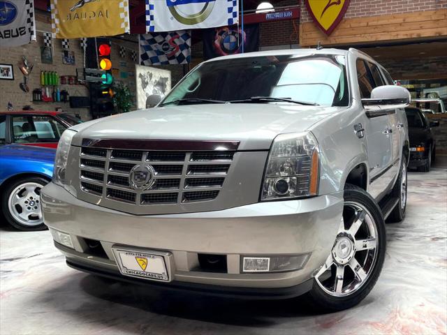 Used 2007 Cadillac Escalade-V8-AWD ESV 4D AWD Ratings, Values, Reviews ...