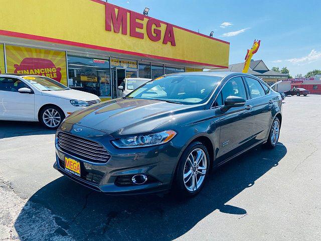 Used 2016 Ford F-150 Crew Cab XLT 4WD Ratings, Values, Reviews & Awards