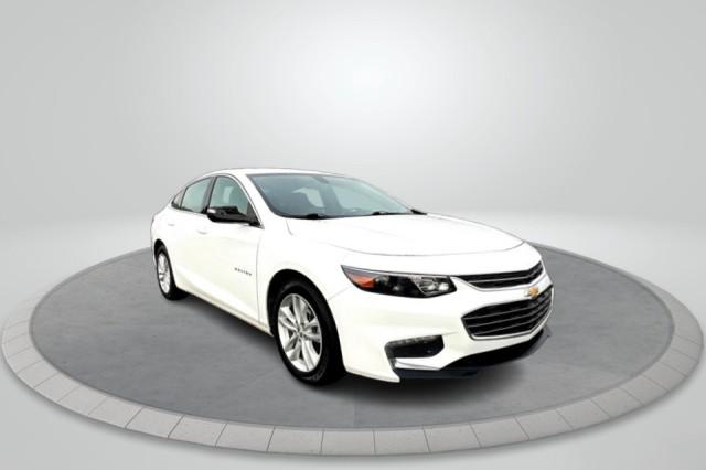 2017 Chevrolet Malibu Ratings, Pricing, Reviews and Awards | J.D. Power