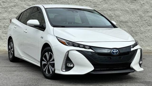 Used 2017 Toyota Prius Liftback 5D Prime Advanced I4 Hybrid Ratings ...
