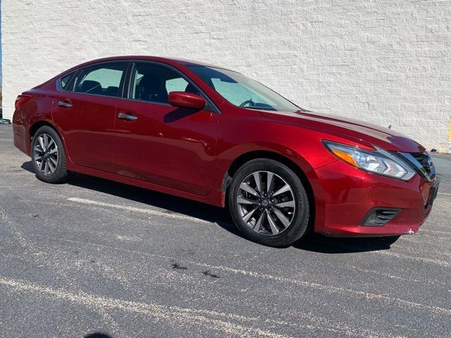 Used 2016 Nissan Altima Sedan 4D SV I4 Ratings, Values, Reviews & Awards