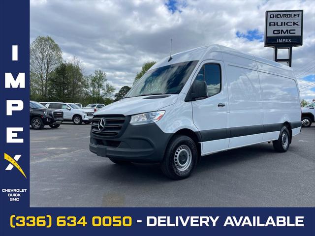 2021 Mercedes-Benz Sprinter Passenger Ratings, Pricing, Reviews and ...