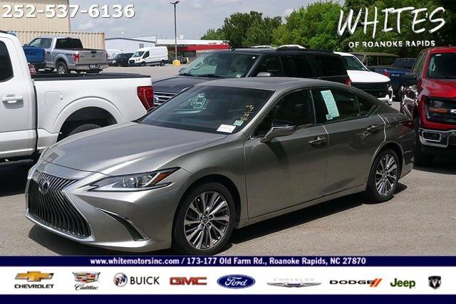 Used 2019 Lexus ES Sedan 4D ES350 Ratings, Values, Reviews & Awards