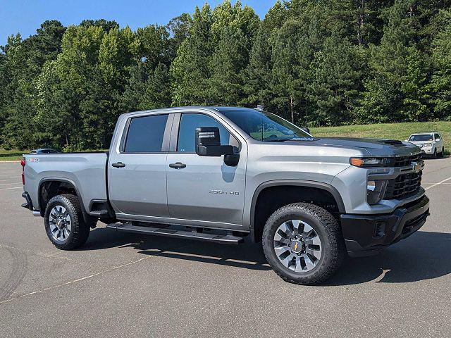 New 2024 Chevrolet Silverado 2500HD 4WD Crew Cab 159" Custom Ratings, Pricing, Reviews & Awards