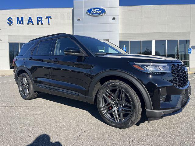 New 2025 Ford Explorer ST 4WD Ratings, Pricing, Reviews & Awards