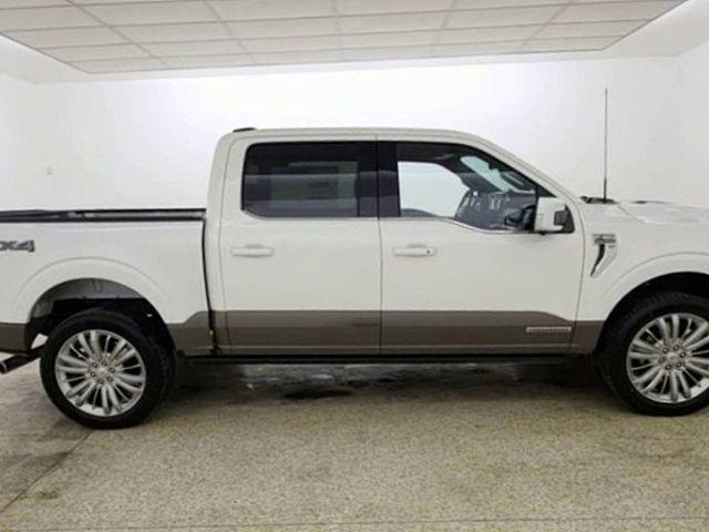 New 2025 Ford Expedition King Ranch 4x4 Specs | J.D. Power