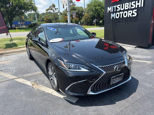 2025 Lexus ES Reliability, Consumer Ratings & Pricing